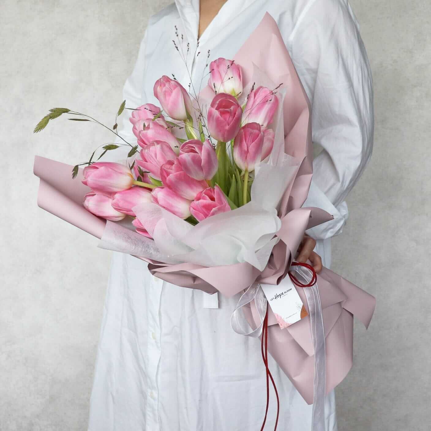 Bubbly Love 鬱金香花束 | 香港花店 | Let Hope Bloom
